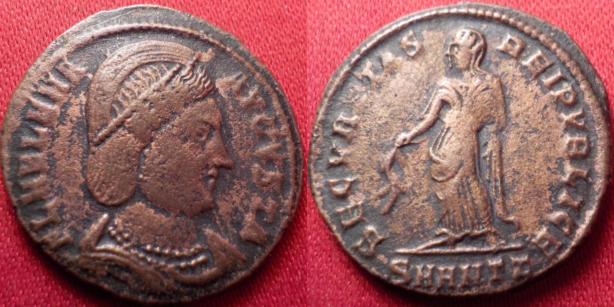 HELENA AE3. Antioch mint. Securitas standing, holding branch.