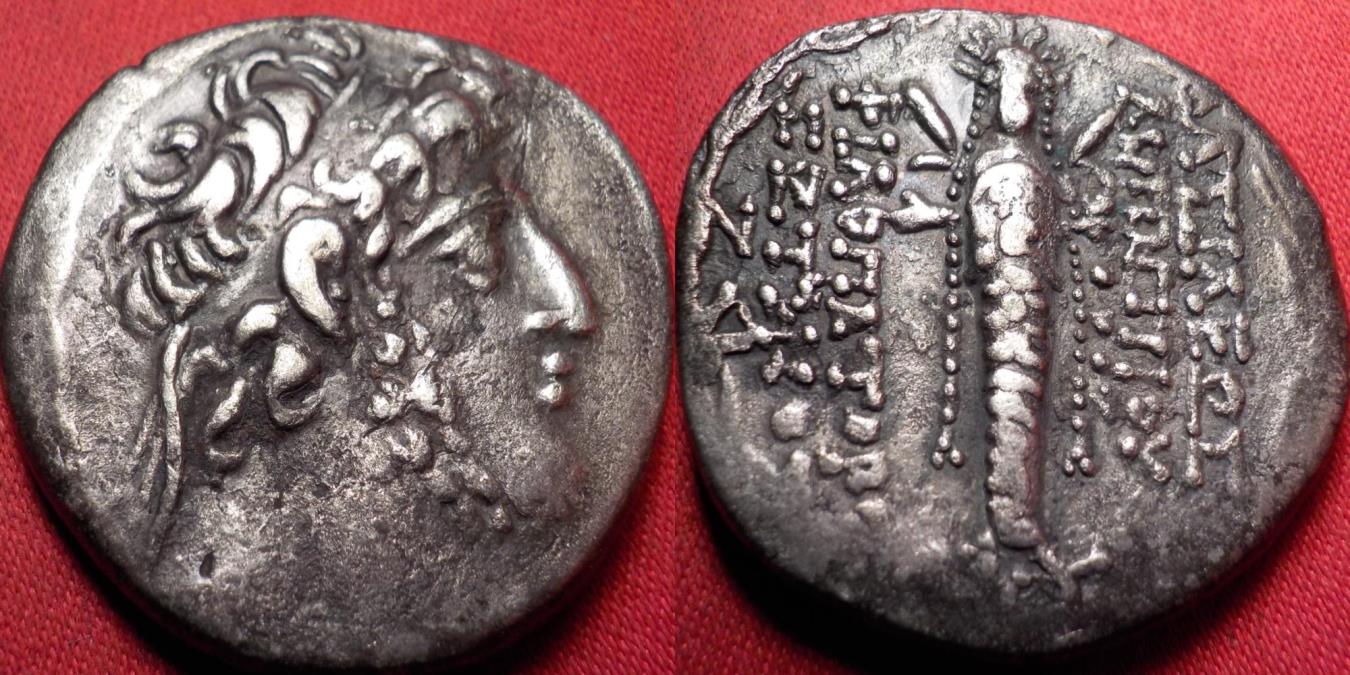 DEMETRIOS III EUKAIROS AR silver tetradrachm. 89-88 BC. Cult statue of ...