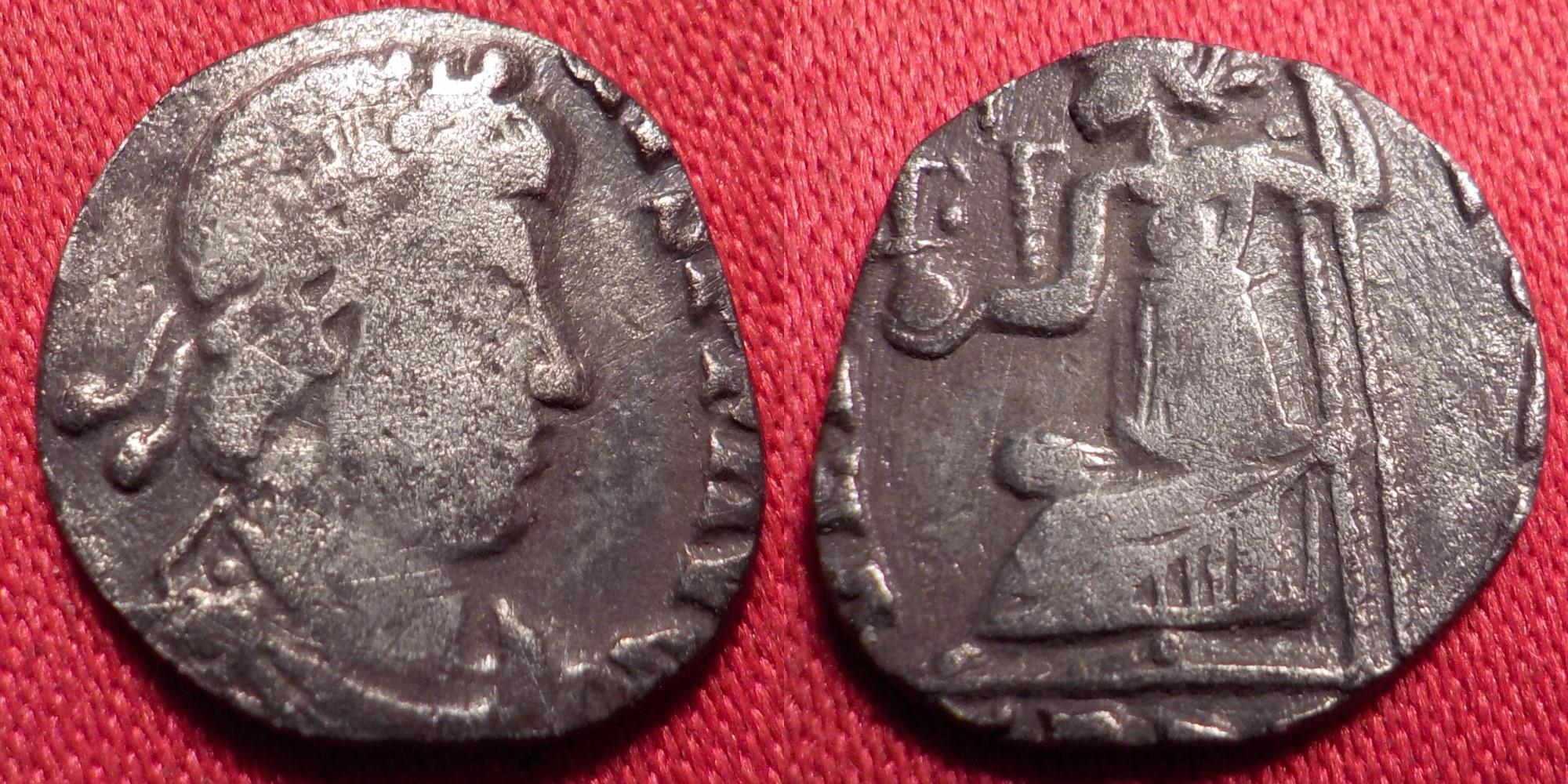 GRATIAN AR silver siliqua. Struck at Trier mint. URBS ROMA, Roma seated.