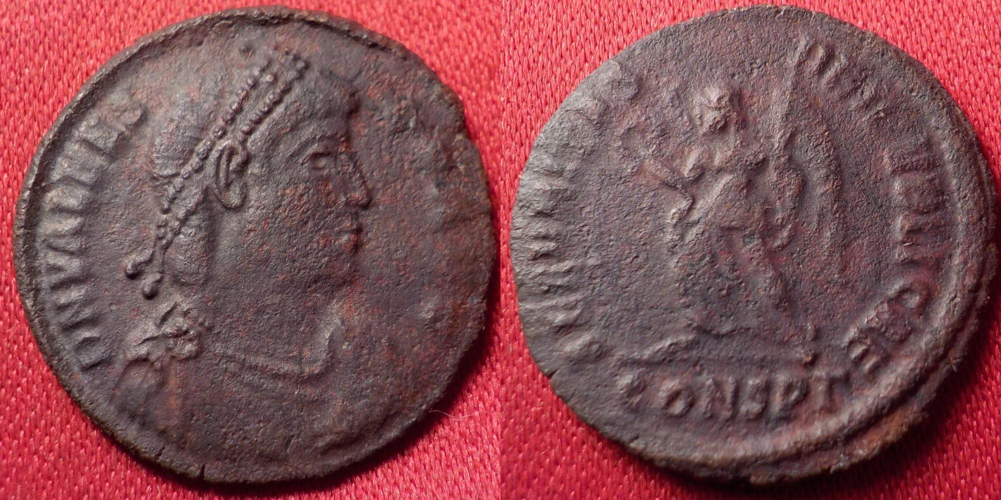 VALENS AE3. Constantinople mint. Securitas Reipublicae, Victory ...