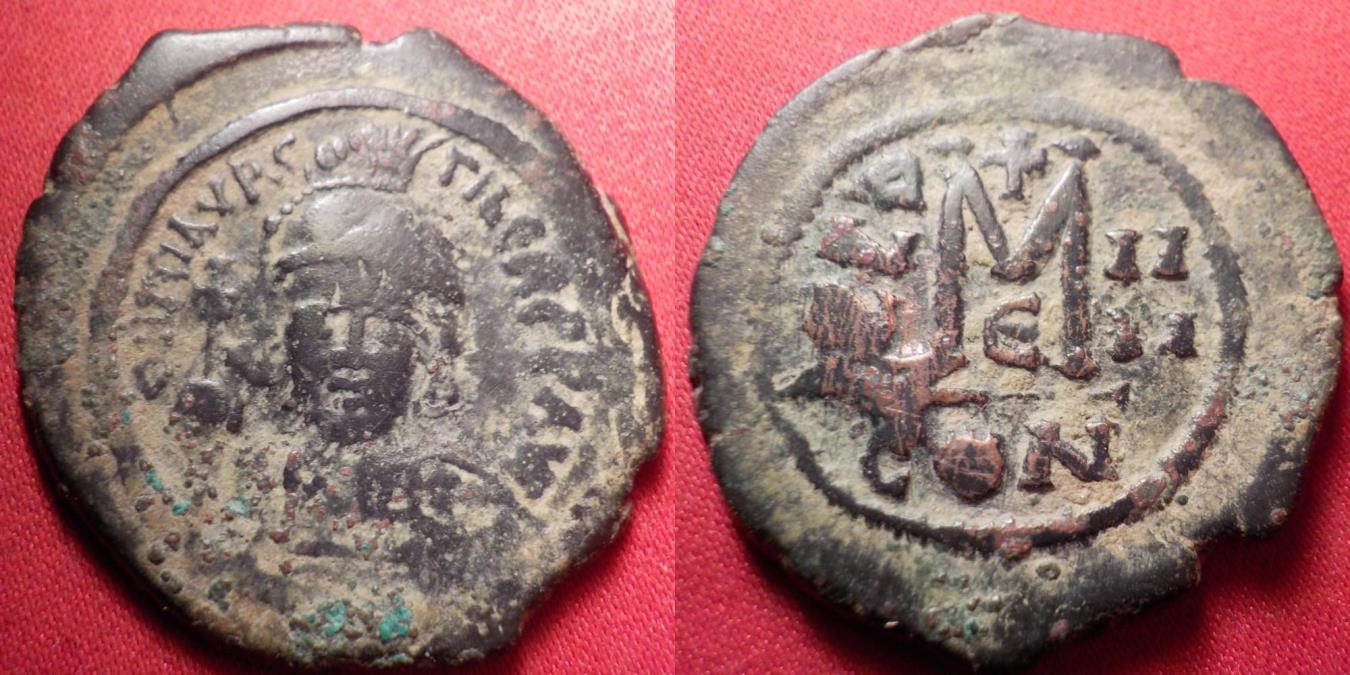 MAURICE TIBERIUS AE follis. Constantinople, 586-587 AD. Large M