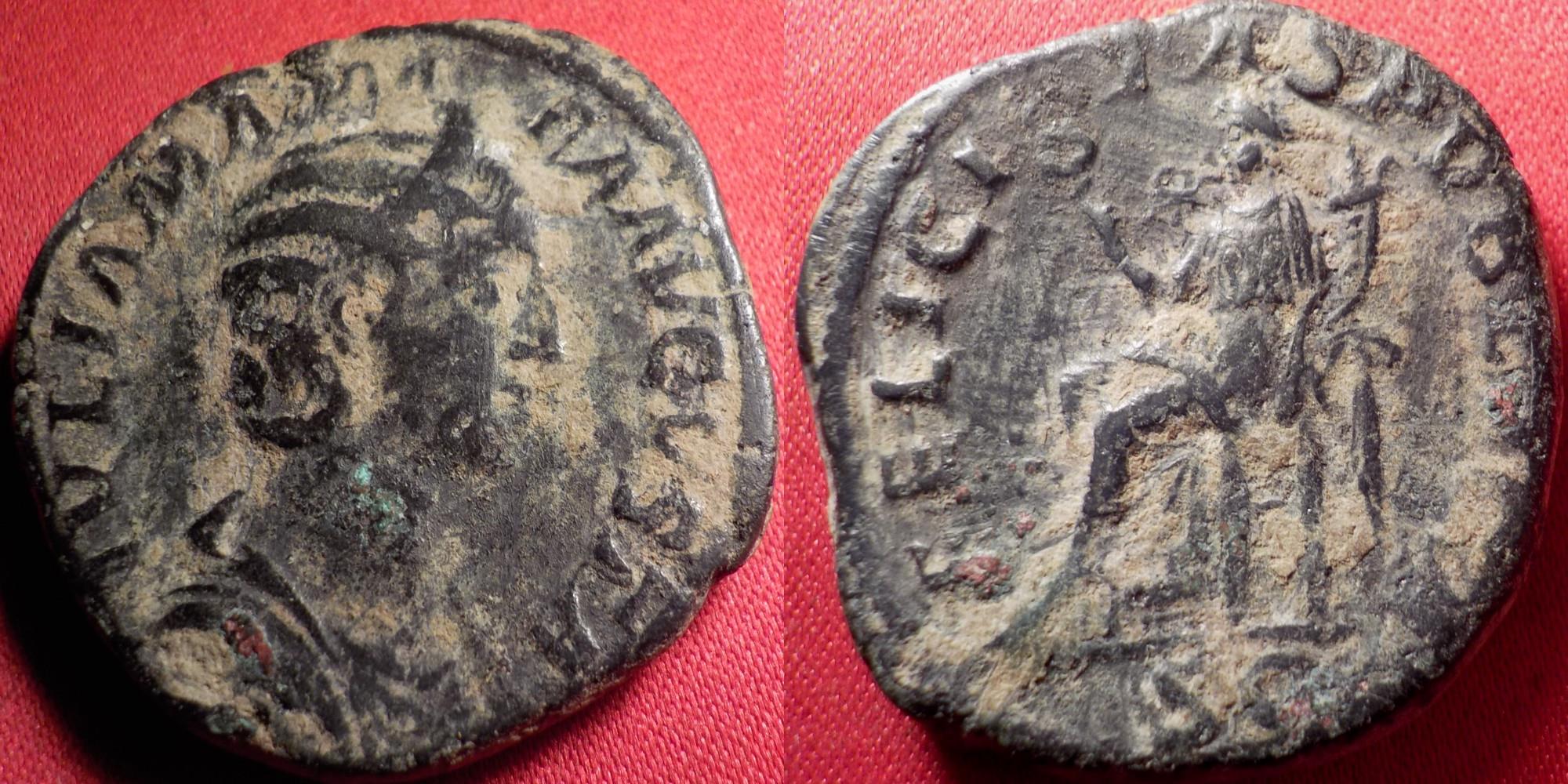 JULIA MAMAEA AE sestertius. FELICITAS PUBLICA, Felicitas seated.