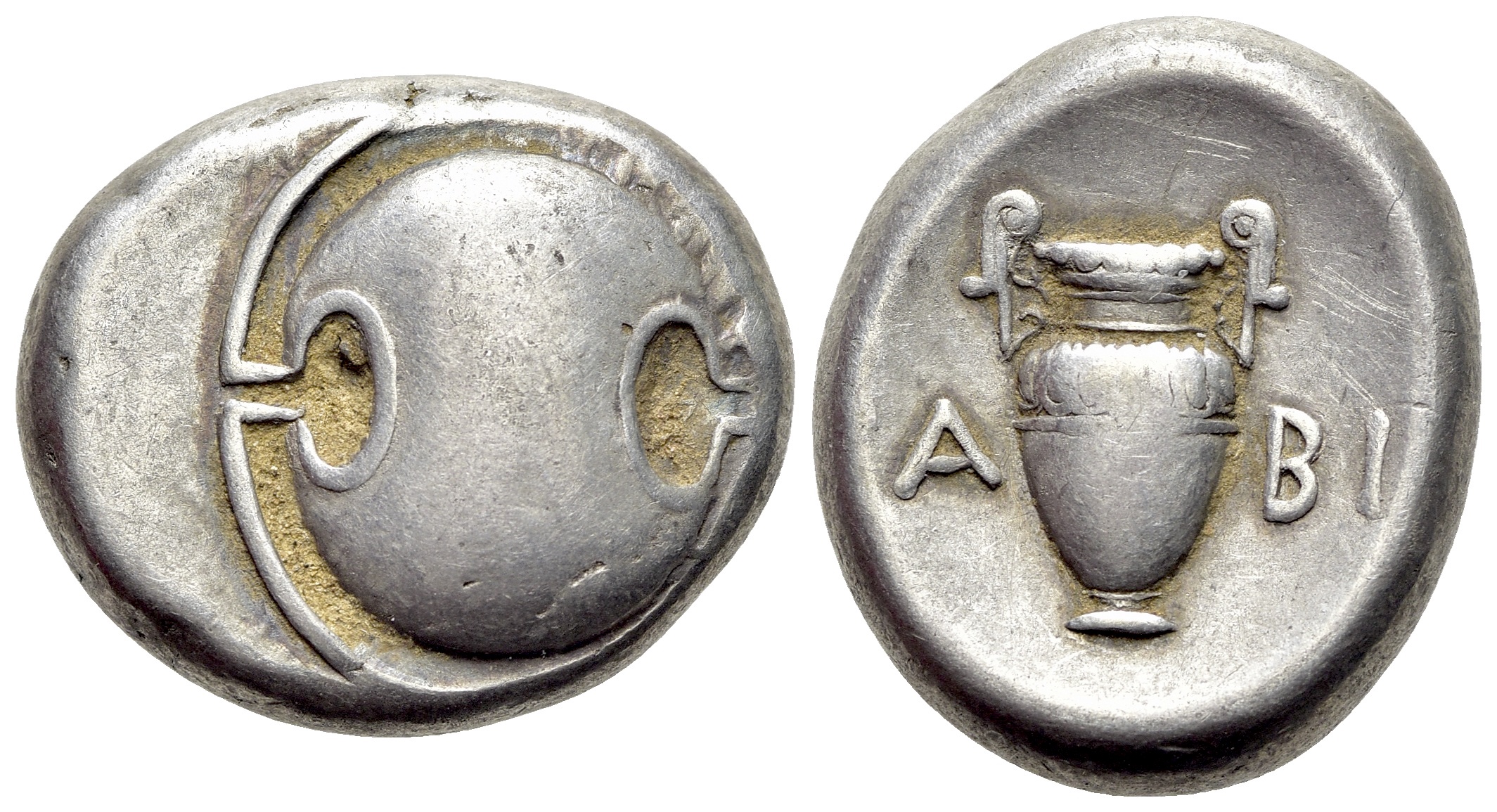 Boeotia, Thebes (368-364 BC) AR Stater. Boeotian shield / Amphora