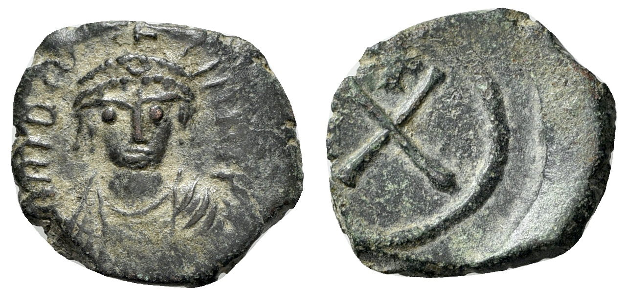 Tiberius II Constantine (578-582). Æ 10 Nummi - Constantinople