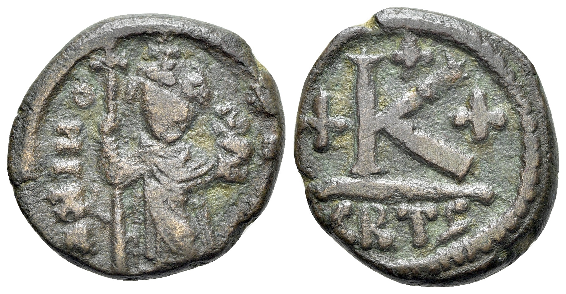 Constans II (641-668). Æ 20 Nummi. Carthage, 641-643. Constans standing ...