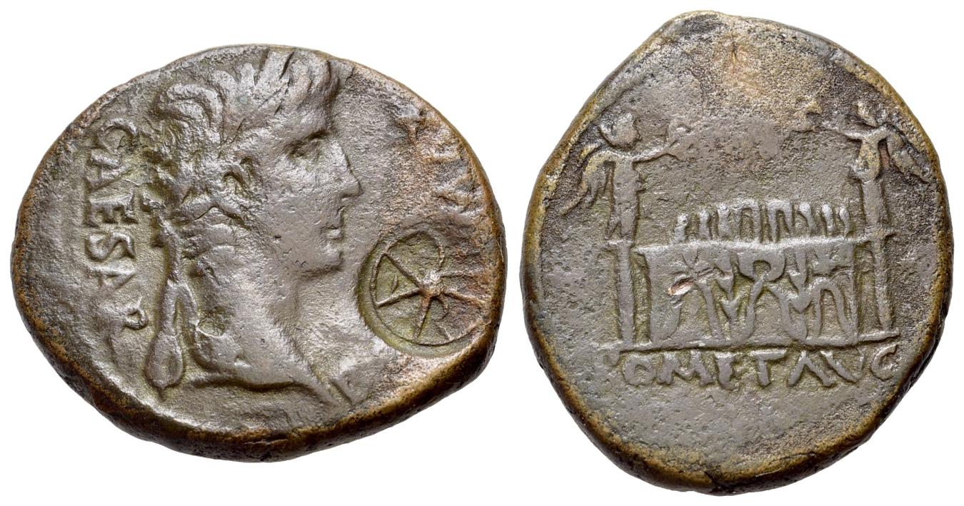Augustus (27 BC-AD 14). Æ As. Lugdunum, c. 15-10 BC. R/ Front elevation ...
