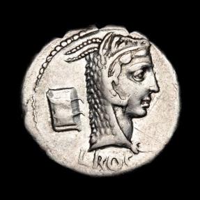 Roman Republic - L. Roscius Fabatus. Denarius serratus 64 B.C. L ROSCI ...