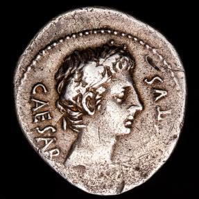 Augustus. Caesaraugusta. AR Denarius 19-18 BC. - Eight rayed comet with ...