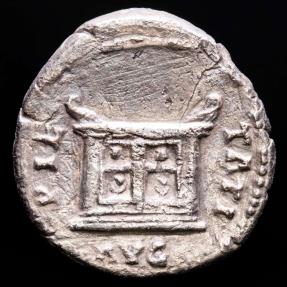 Sabina (128-138 A.D.) silver denarius. Rome 137 A.D. - PIETATI AVG, altar.