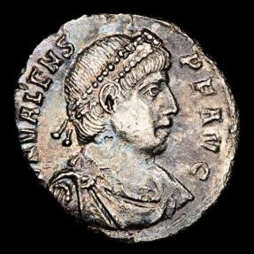 Valens (364 - 378 AD) silver siliqua. Constantinople. - VOT / V within ...