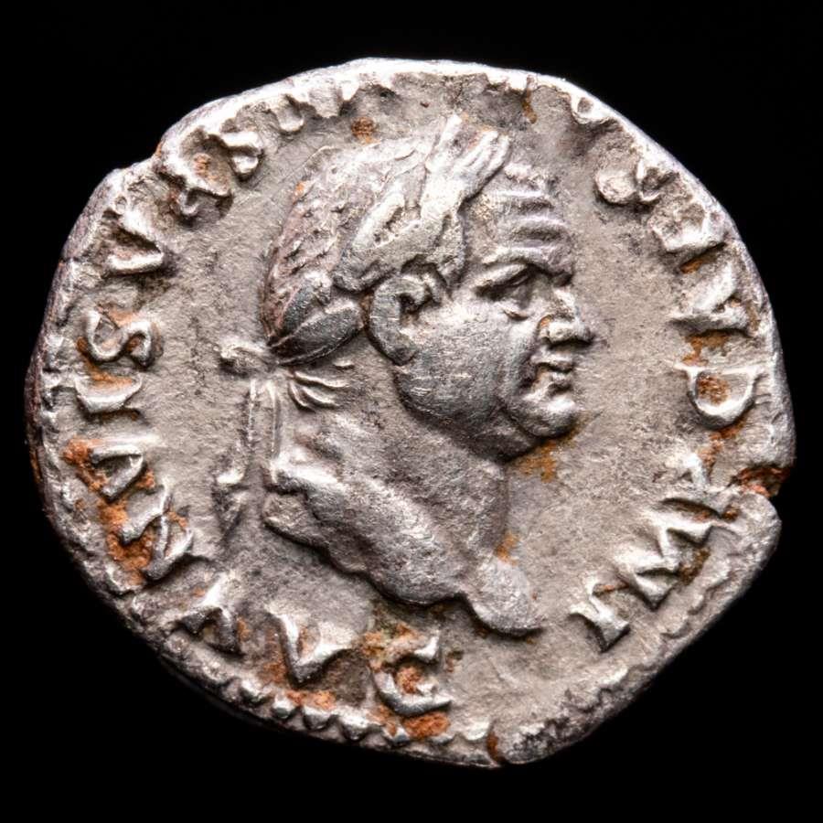Vespasian (69-79 AD) Silver quinarius, Rome. - VICTORIA AVGVSTI (↺ ...